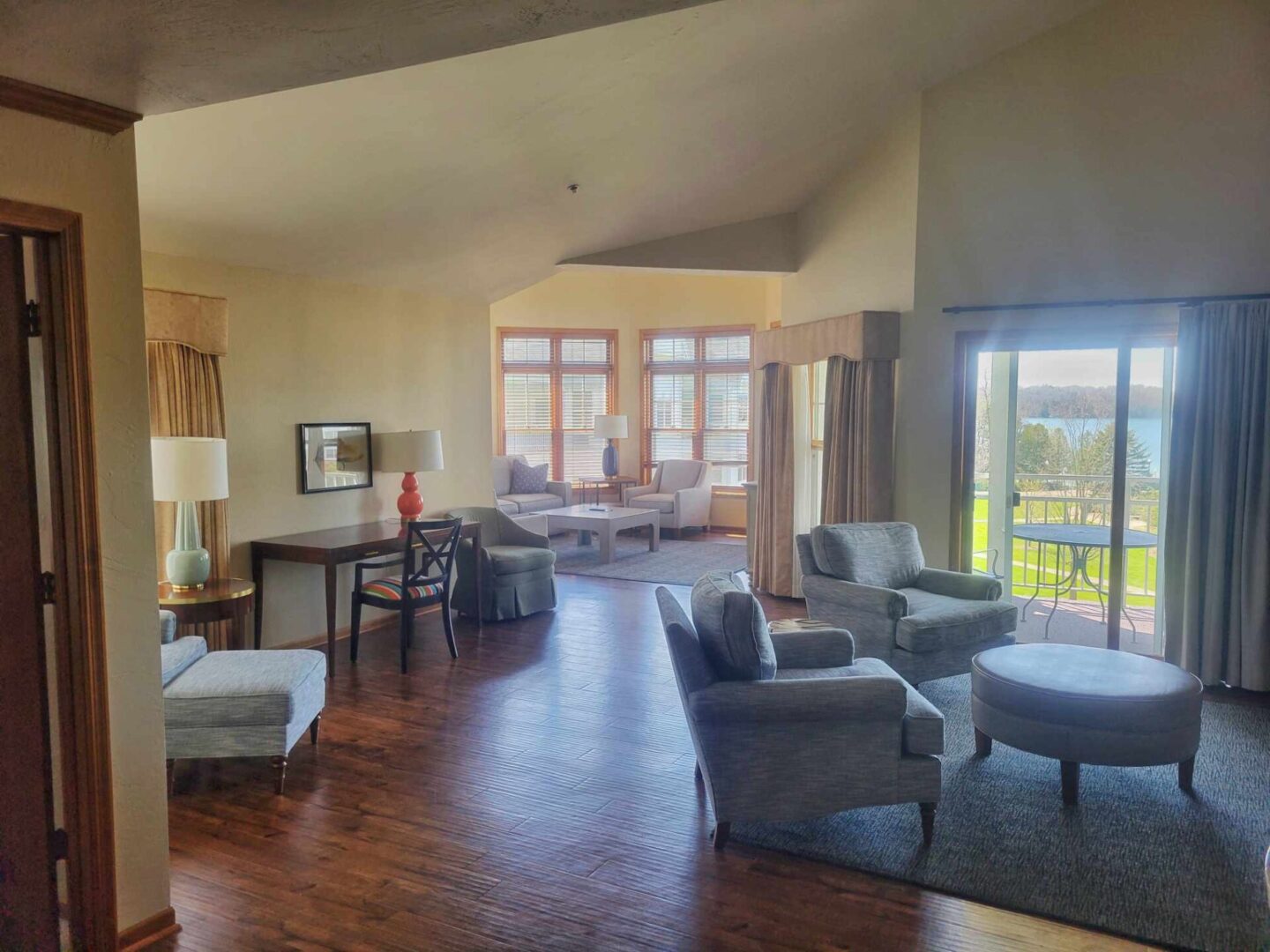 Two-Bedroom Suites | The Osthoff Resort