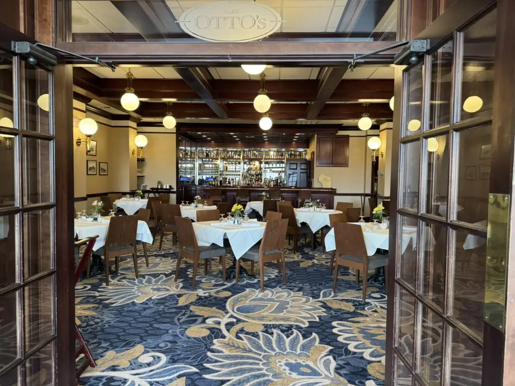 The Osthoff Resort: A Lakeside Retreat | The Osthoff Resort & Spa