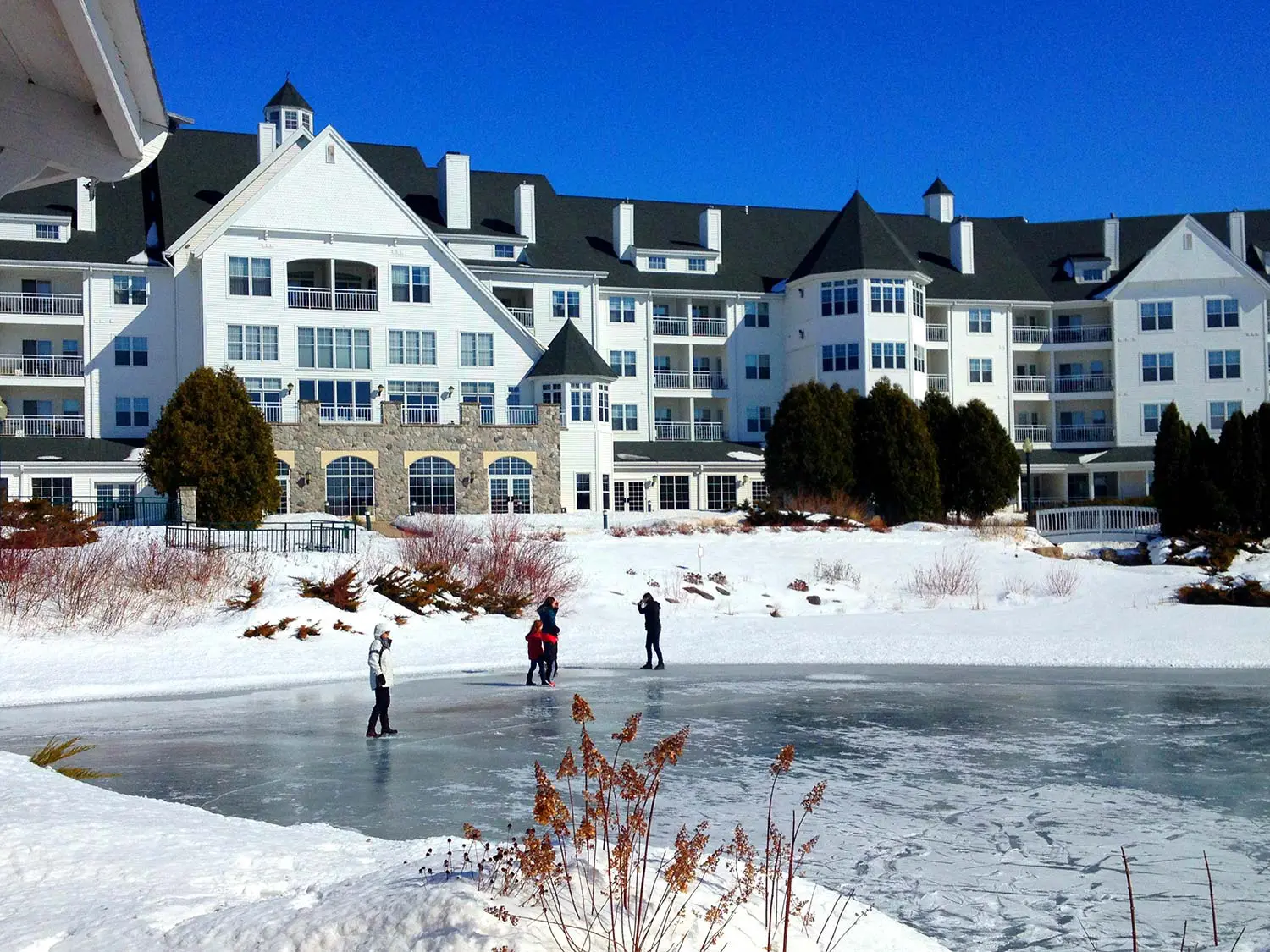 25 Seasonal Activities Bucket List The Osthoff Resort